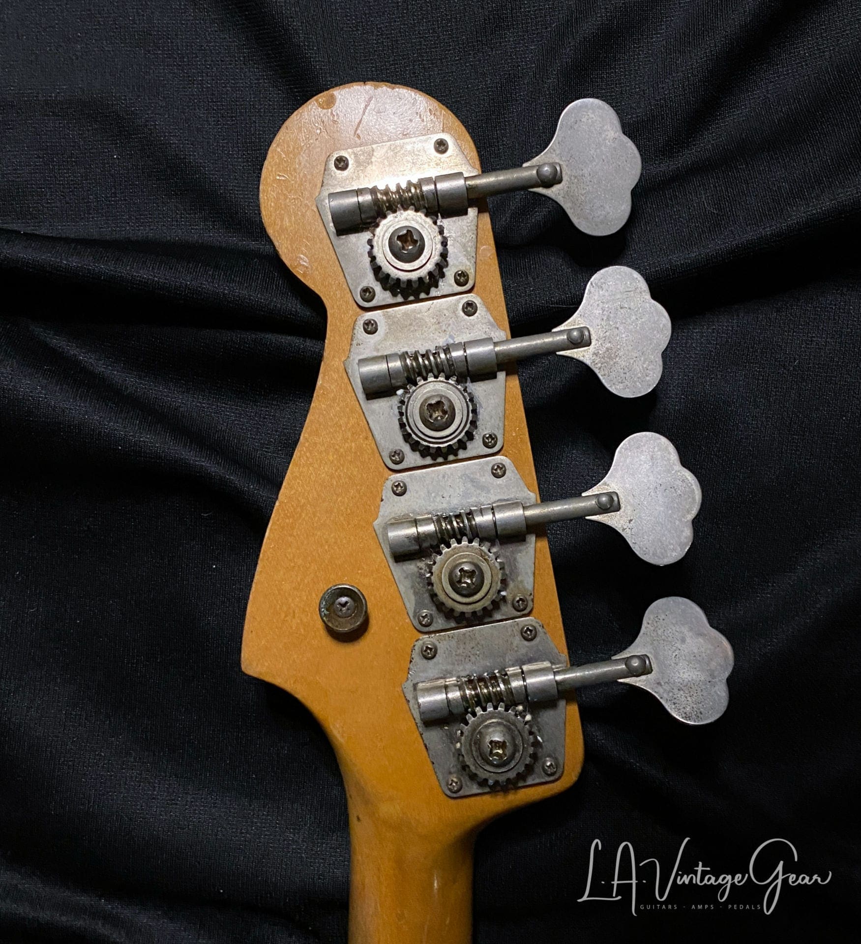 Fender 1965 Jazz Bass – Refinished in Lake Placid Blue – LA Vintage Gear