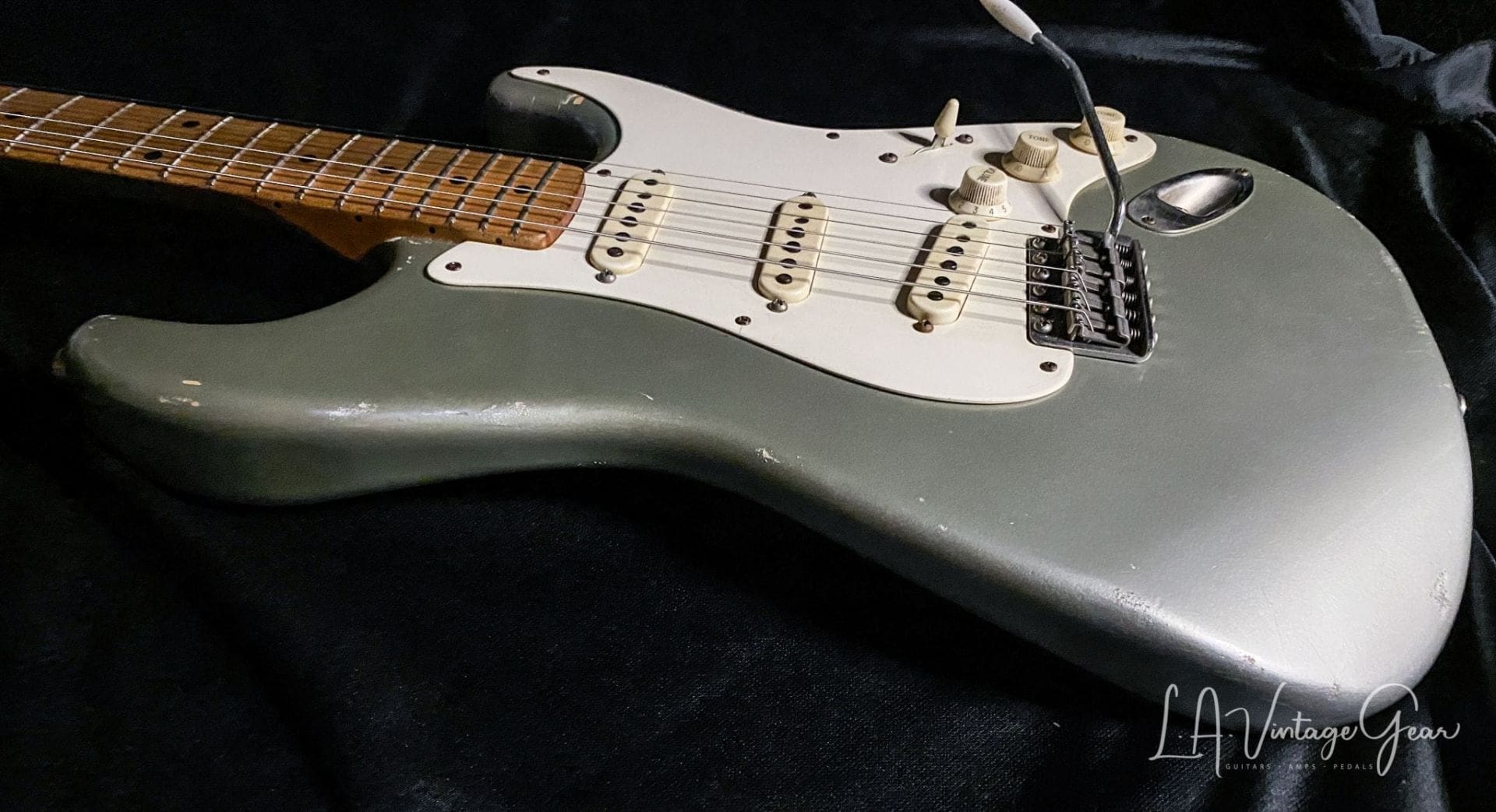 (SOLD) Danocaster Double Cut in Firemist Silver – LA Vintage Gear