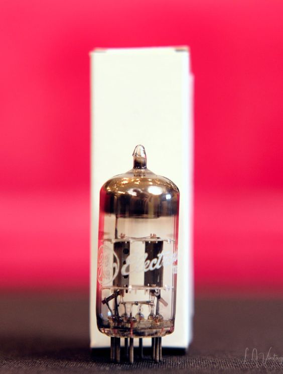 Vintage GE 12AT7 – Tests NOS! – LA Vintage Gear