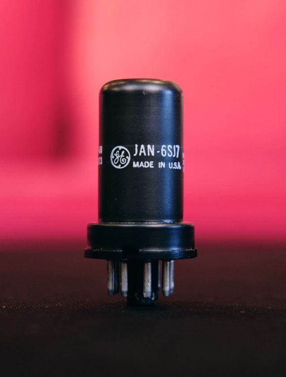 Vintage JAN GE 6SJ7 Metal – Tests Good – LA Vintage Gear