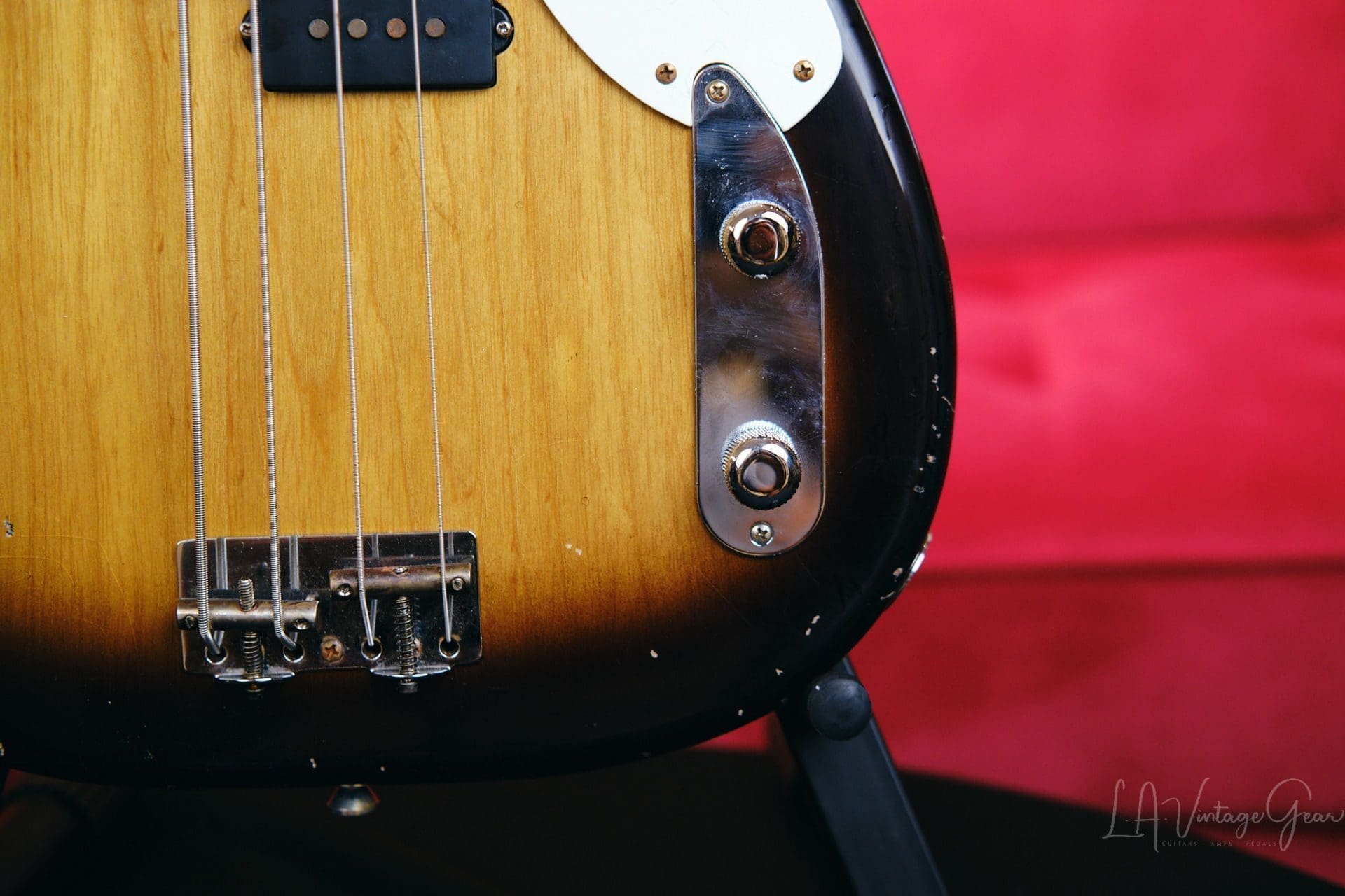 Mario Martin ’54 P-Style Bass with Split Pickup – Relic’d 2 Tone ...