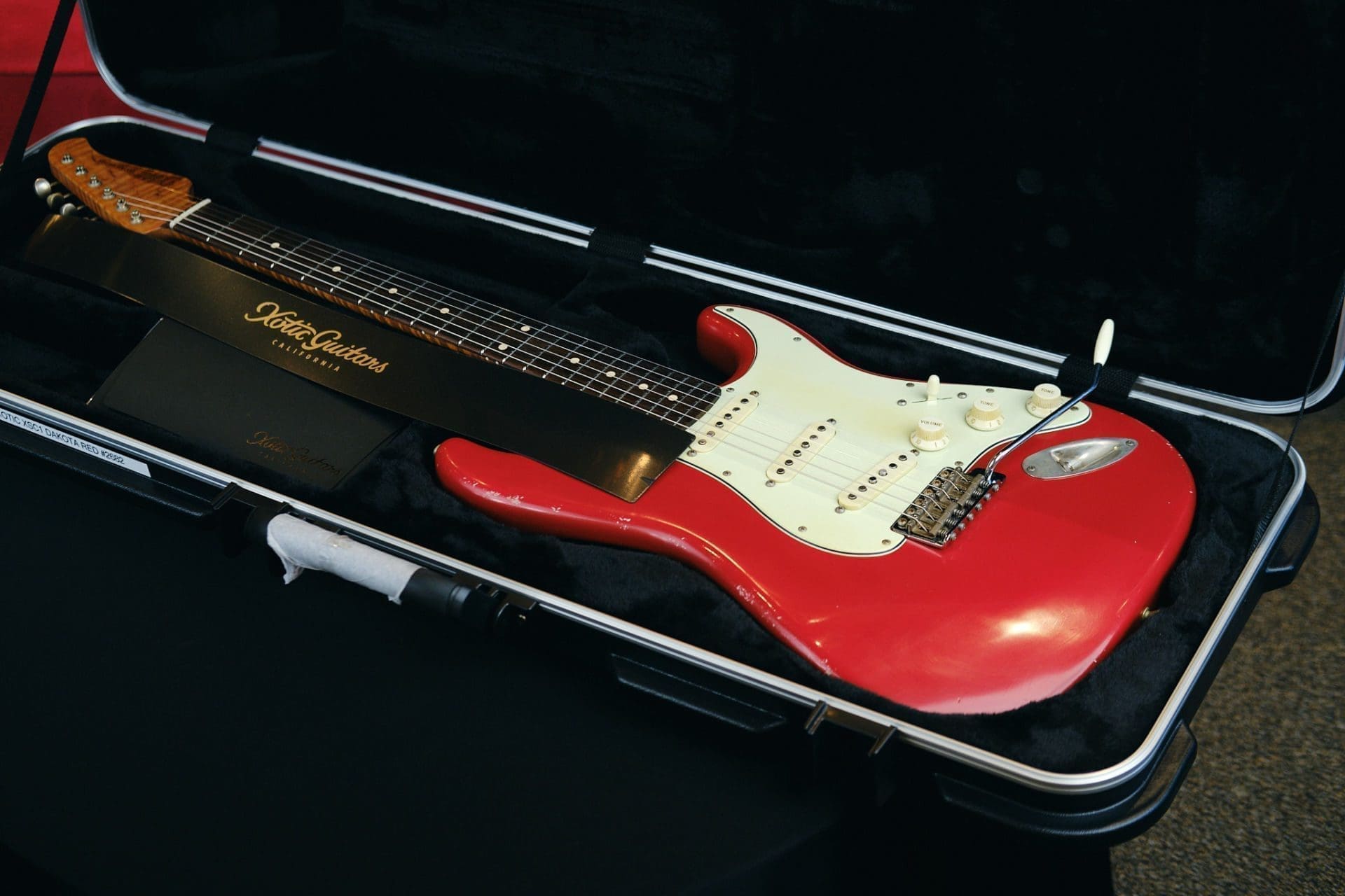 Xotic XSC1 S-Style Relic’d Electric Guitar – Dakota Red Finish & RW ...