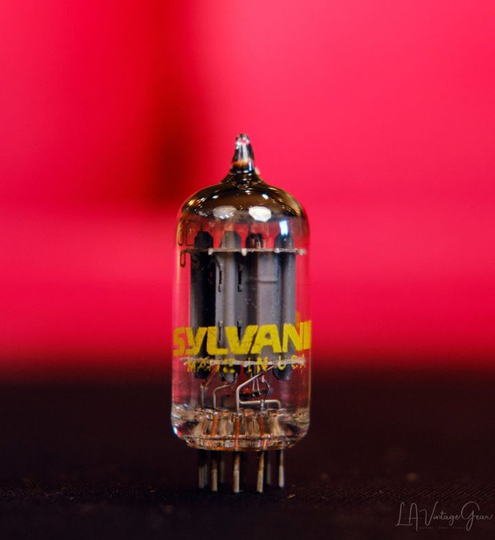 Sylvania 6EU7 Pre-Amp Tube – LA Vintage Gear
