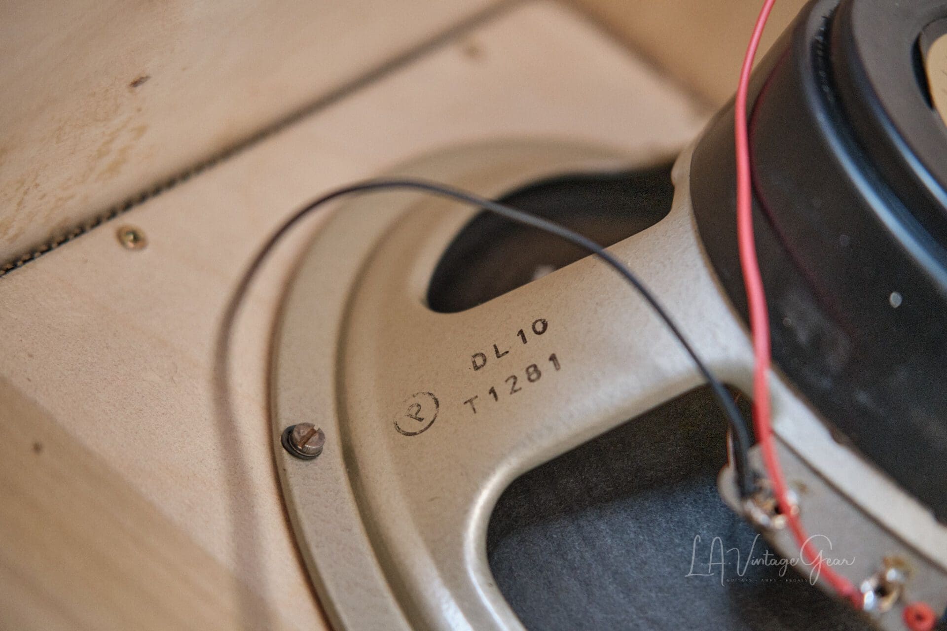 Kerry Wright Tribute Series 4 x 12 Guitar Speaker Cabinet- Red Tolex ...