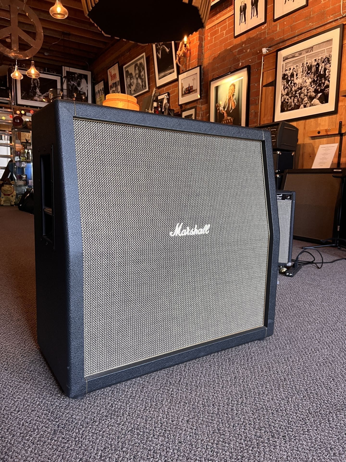 Kerry Wright 4 x 12 Marshall Guitar Speaker Cabinet- Unloaded – Signed ...