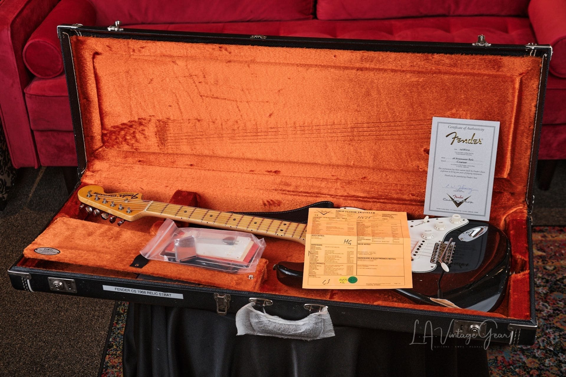 2018 Fender Custom Shop '68 Stratocaster - In Black Relic! • LA Vintage ...