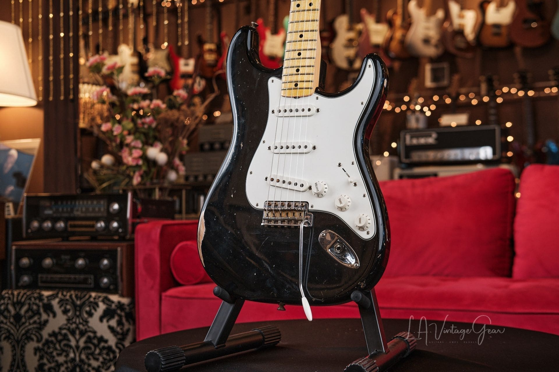 2018 Fender Custom Shop '68 Stratocaster - In Black Relic! • LA Vintage ...